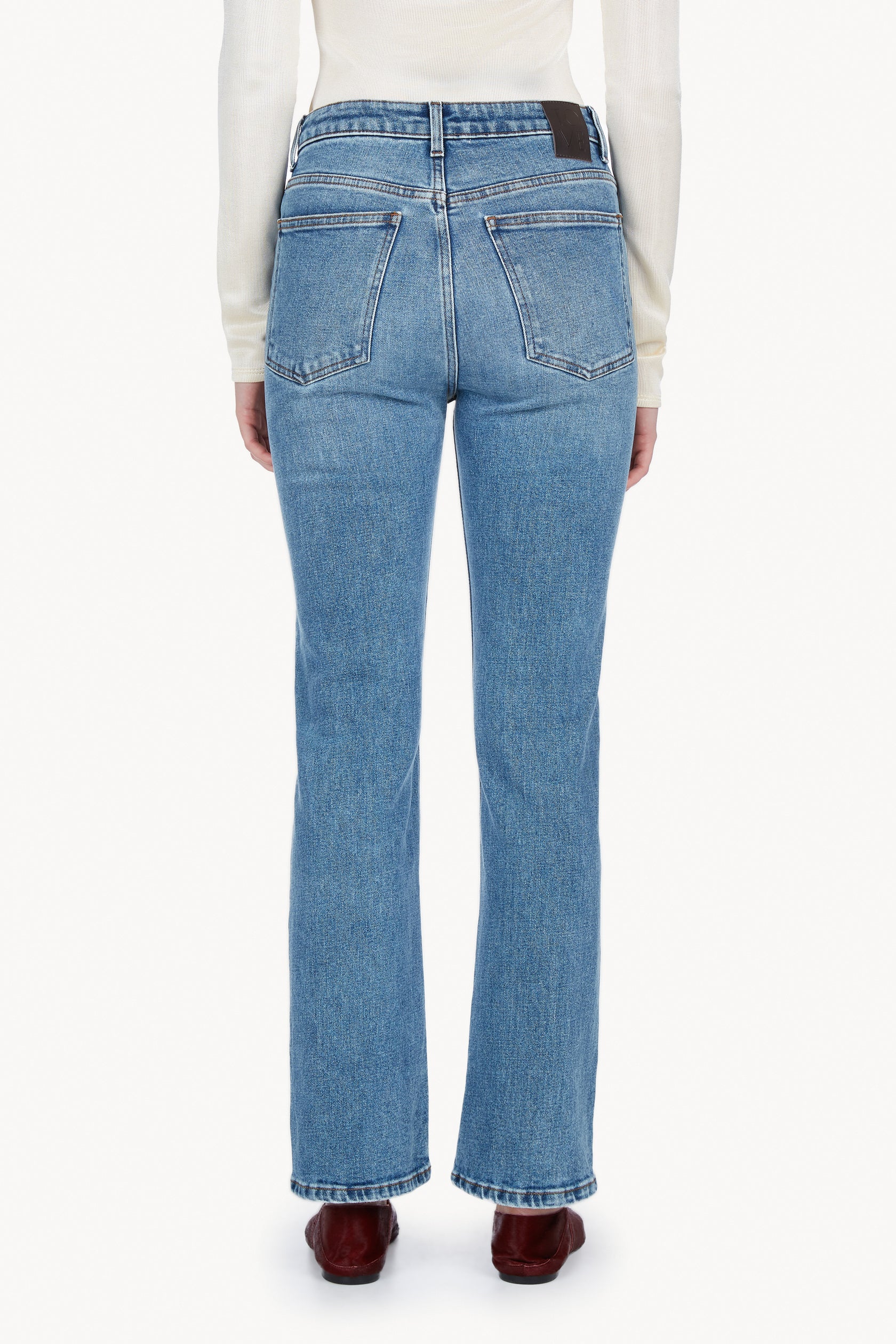 Marlo Straight Leg Jean Mid Blue Length 32" – TOVE Studio
